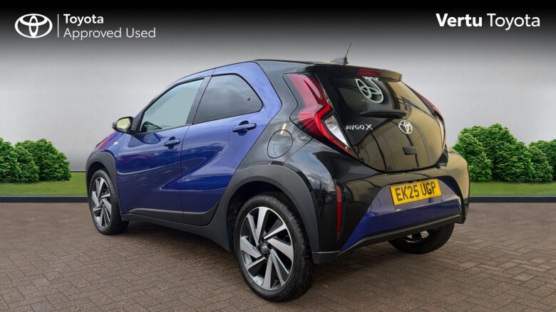 Used Toyota Aygo X 1.0 VVT-i Edge 5dr Auto Petrol Hatchback for Sale | Vertu Motors